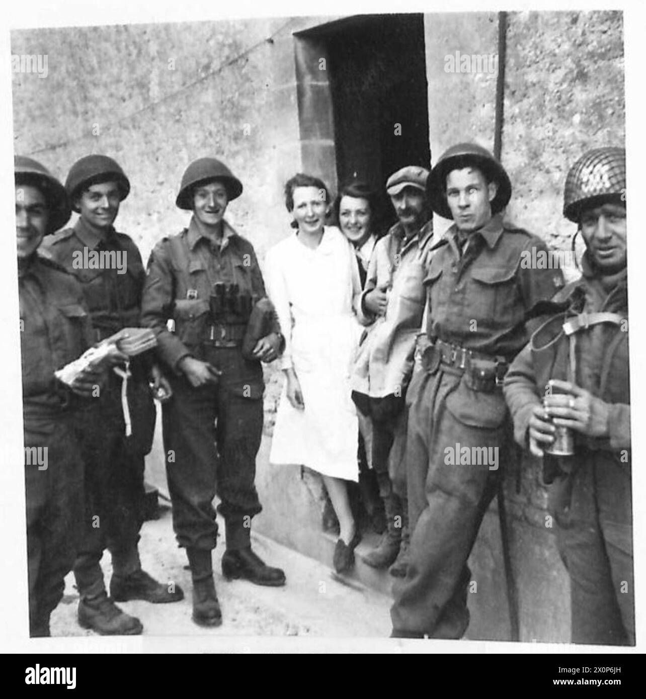 D-DAY - BRITISH FORCES DURING THE INVASION OF NORMANDY 6 JUNE 1944 ...