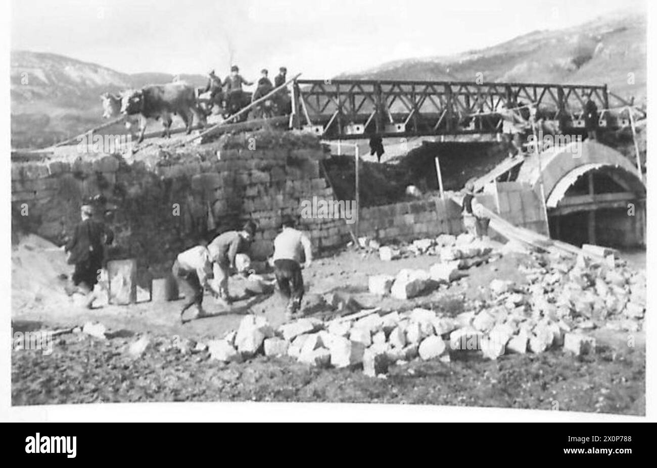 Italian construction workers hi-res stock photography and images - Alamy
