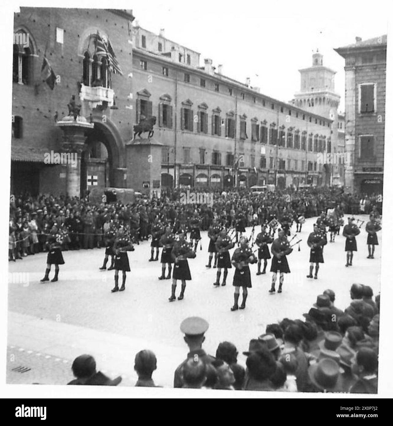 CROSSING OF THE RIVER PO - In the main square of Ferrara, Pipers of the 1st and 8th Btns. Argyle ...