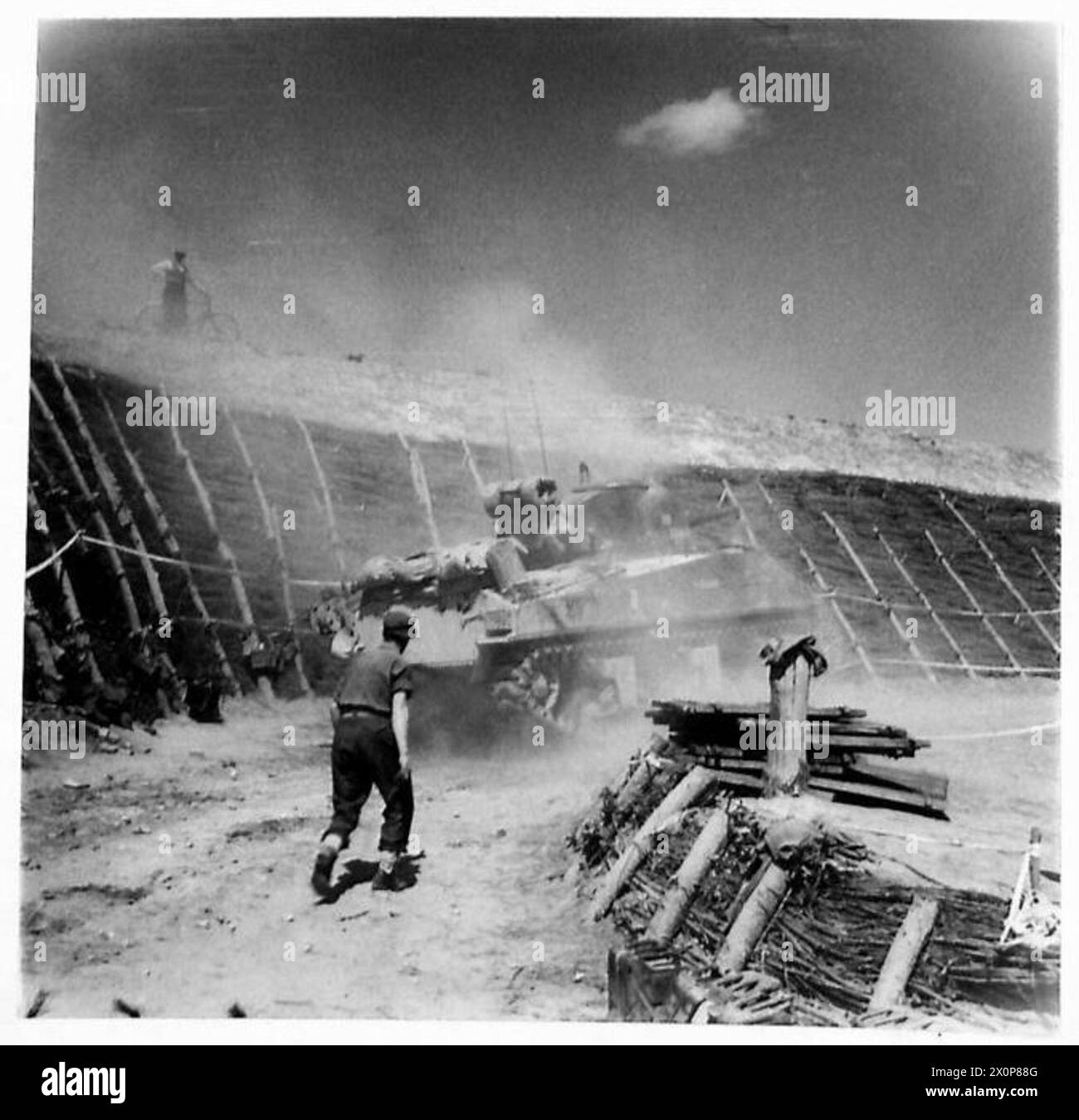 EIGHTH ARMY : CROSSING OF THE PO - A tank which h as just been ferried ...