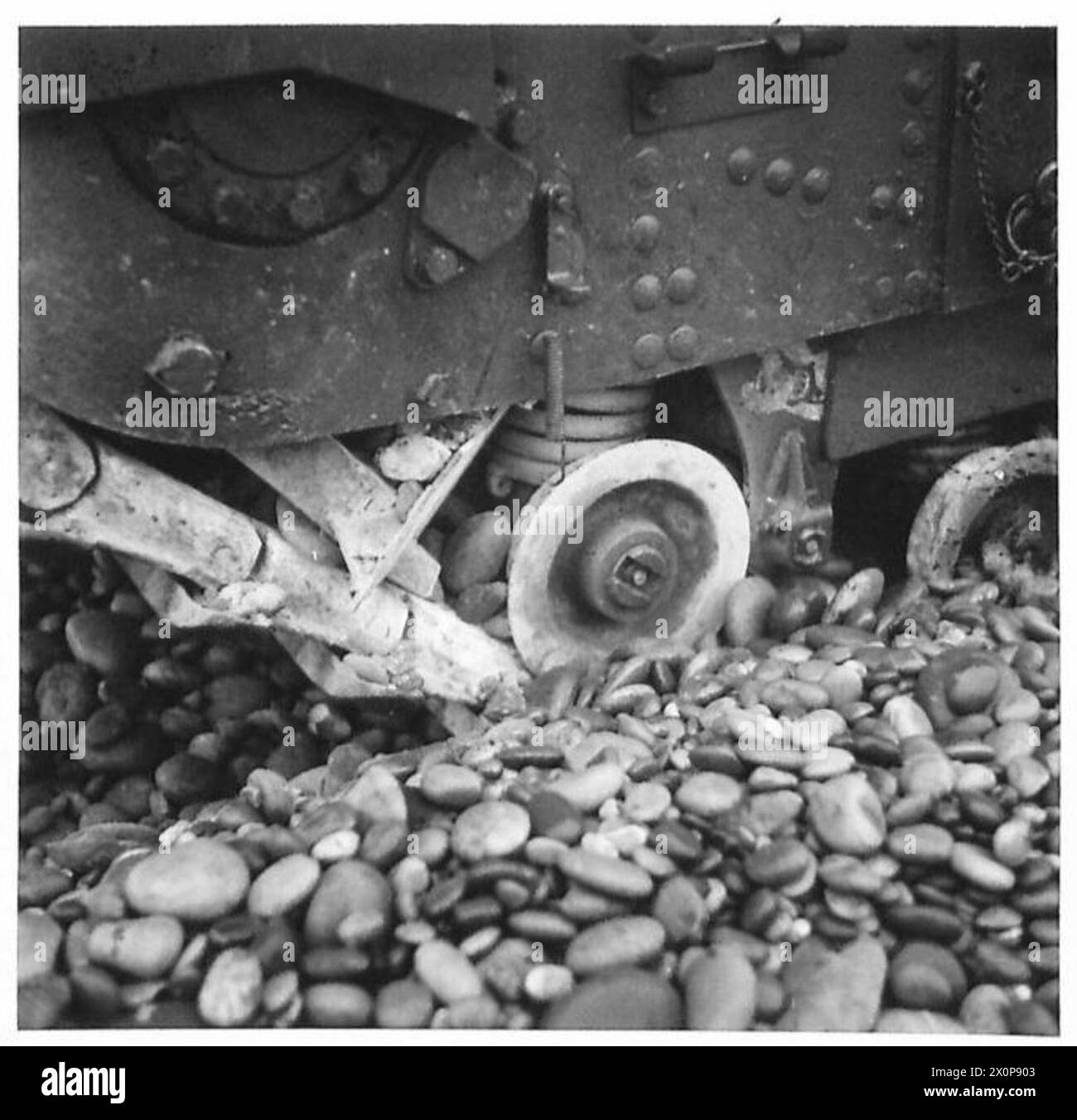 SPECIAL ASSIGNMENT FOR R.E.M.E. - Right-hand rear of normal tank after ...