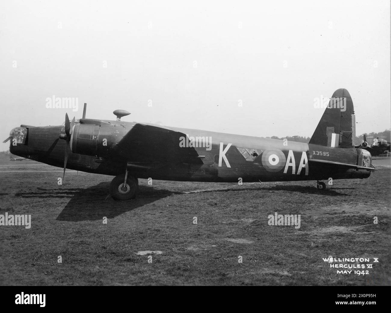 AIRCRAFT OF THE ROYAL AIR FORCE 1939-1945: VICKERS WELLINGTON ...