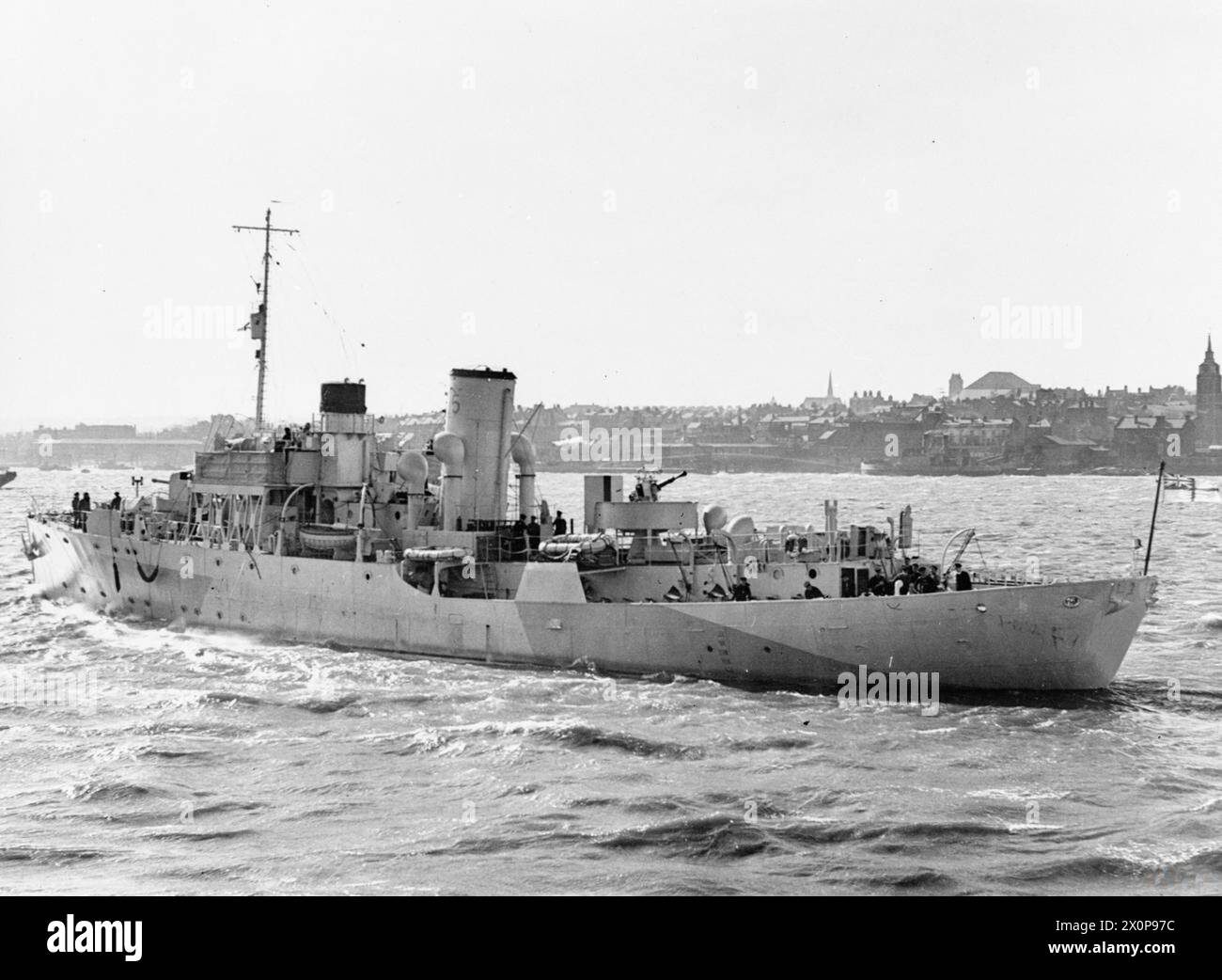 Hms columbine hi-res stock photography and images - Alamy