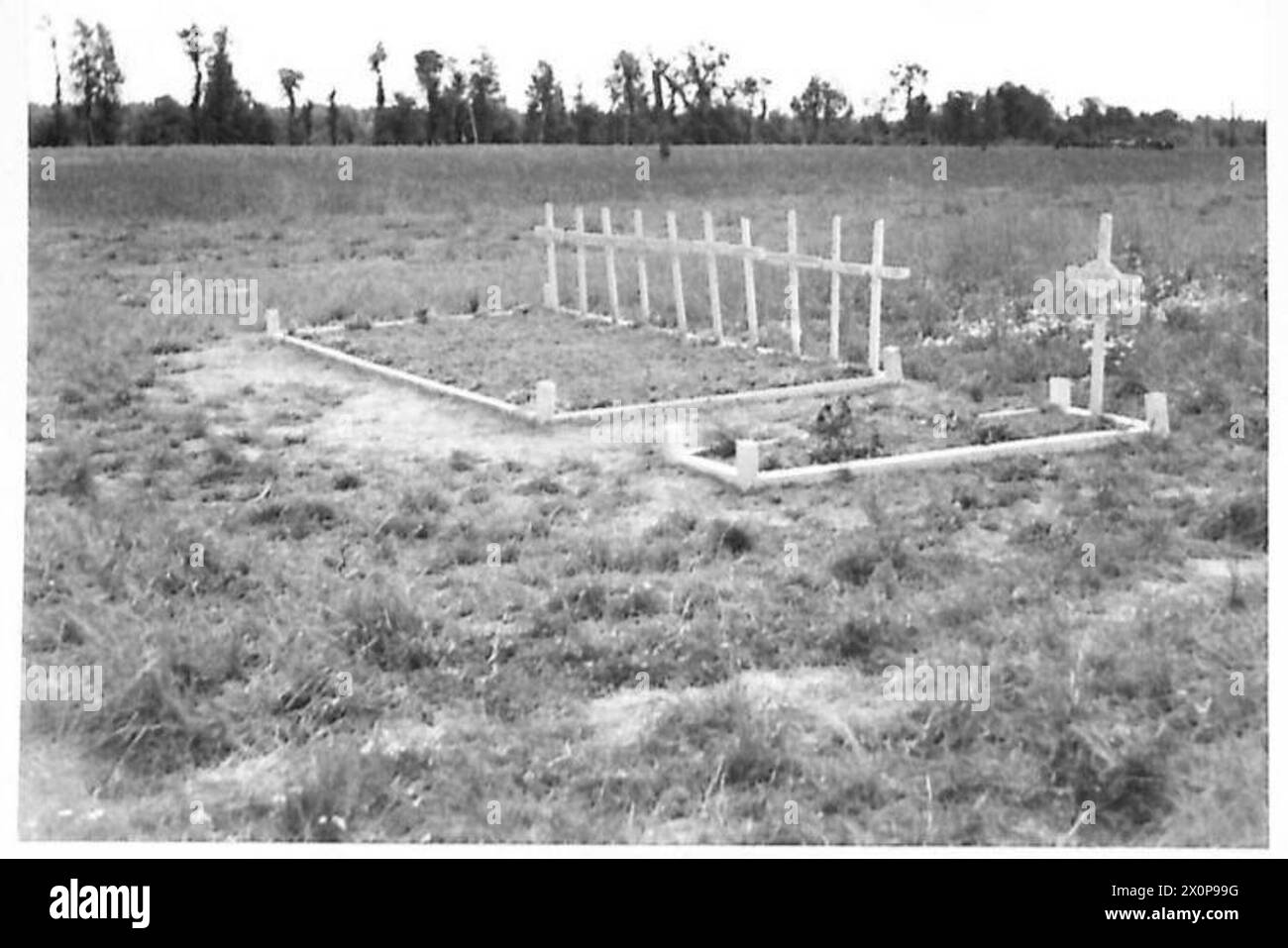 The grave of Lieutenant-Colonel H.R. Woods of the 9th Durham Light ...