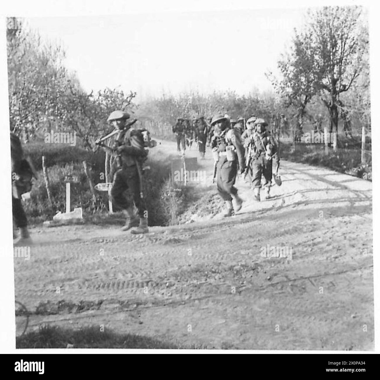 EIGHTH ARMY : ATTACK ACROSS THE RIVER SENIO - Mahrattas of 1st Btn. 21 ...