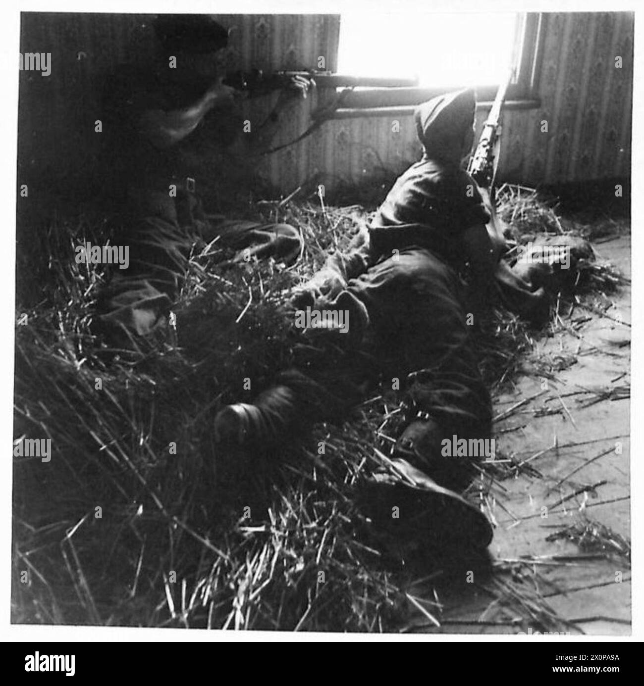 British army attacking troops Cut Out Stock Images & Pictures - Alamy