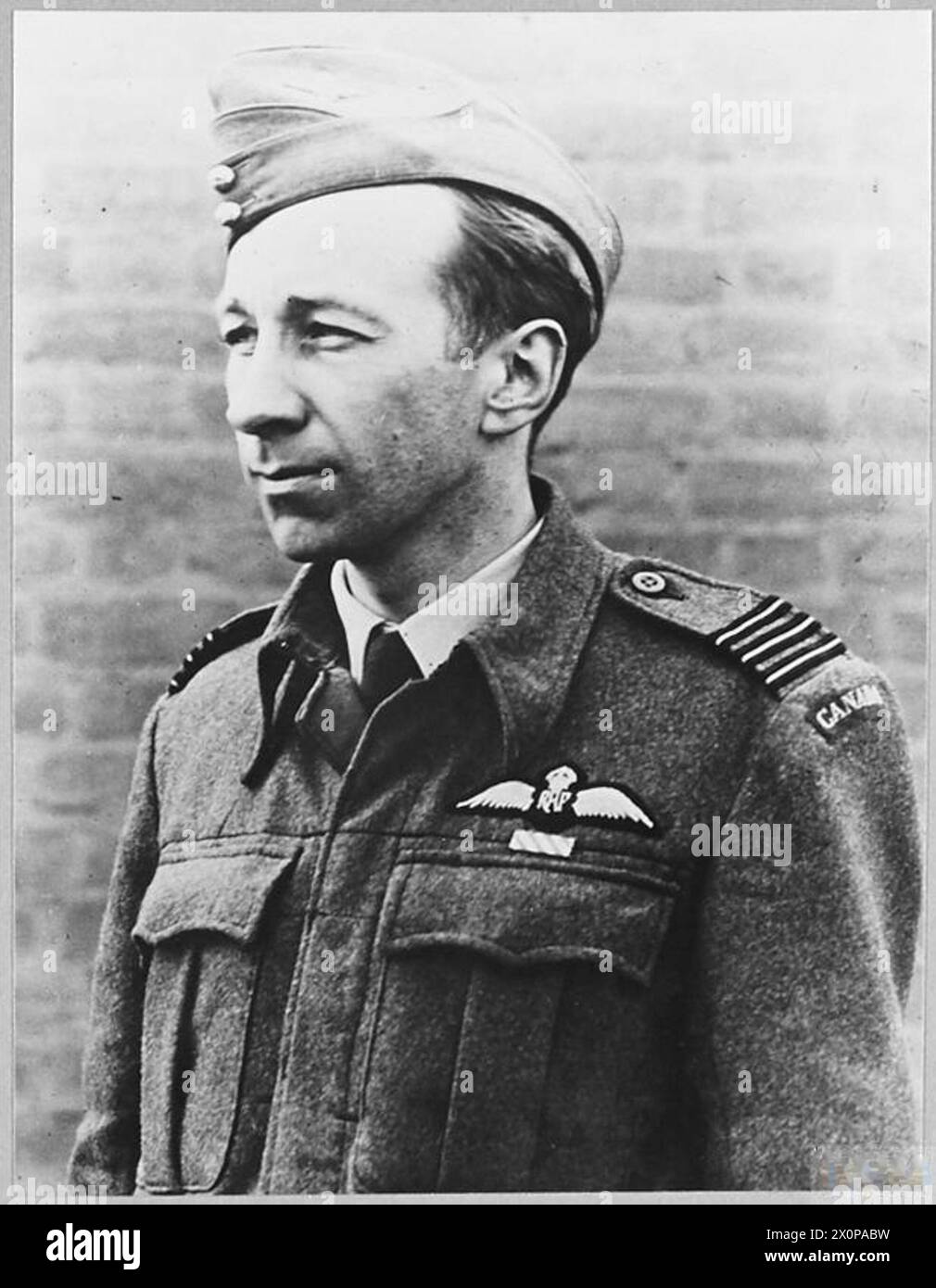 407 squadron hi-res stock photography and images - Alamy