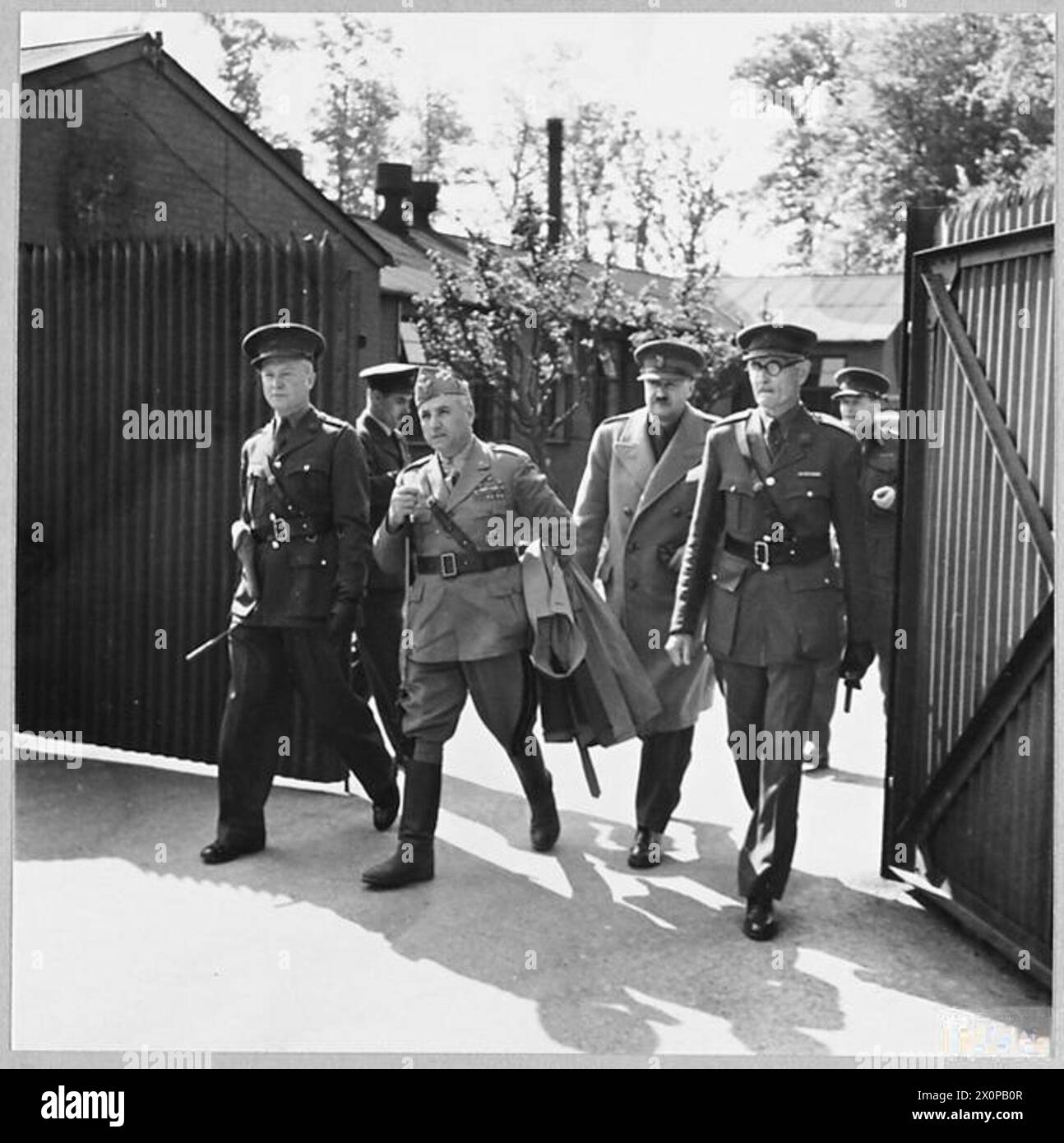 Field Marshal Giovanni Messe, Italian Commander-in-Chief captured in ...