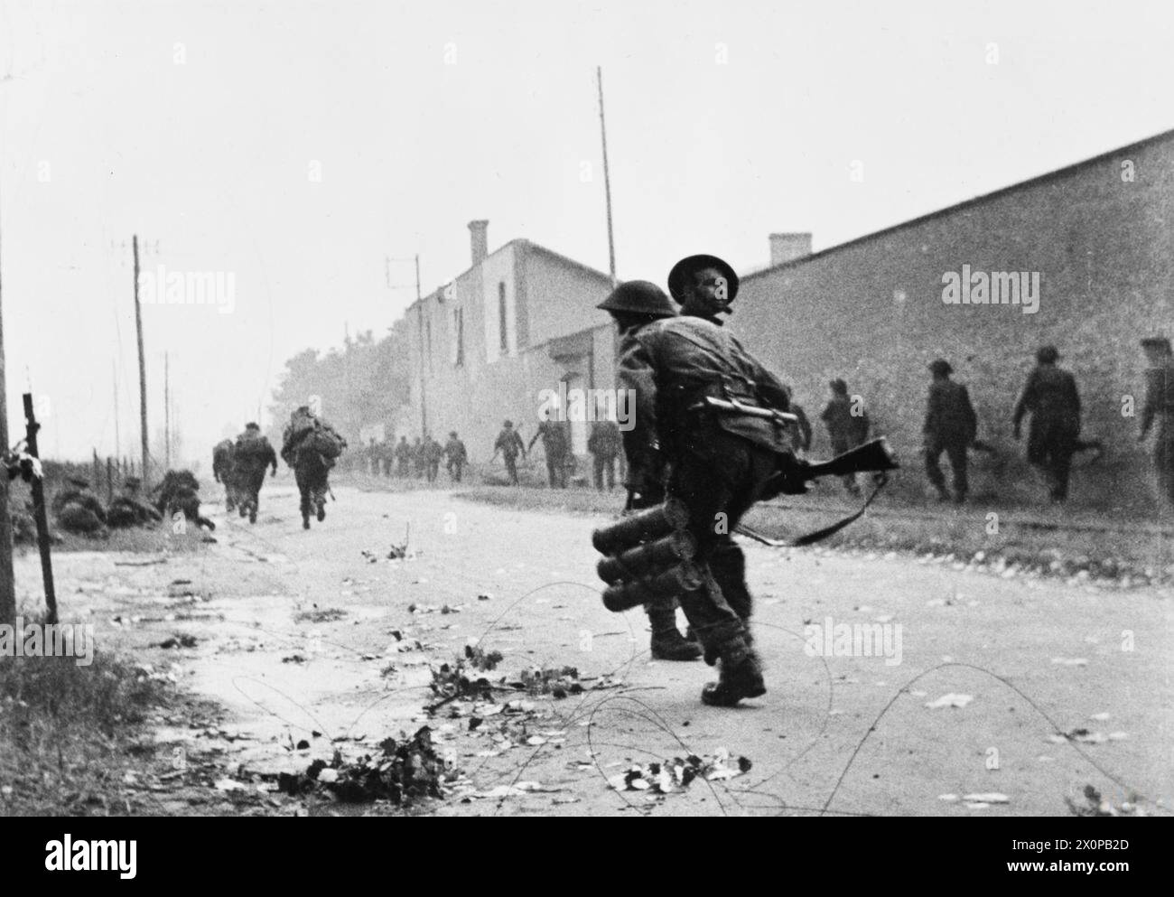 British forces of No. 4 Commando, 1st Special Service Brigade ...