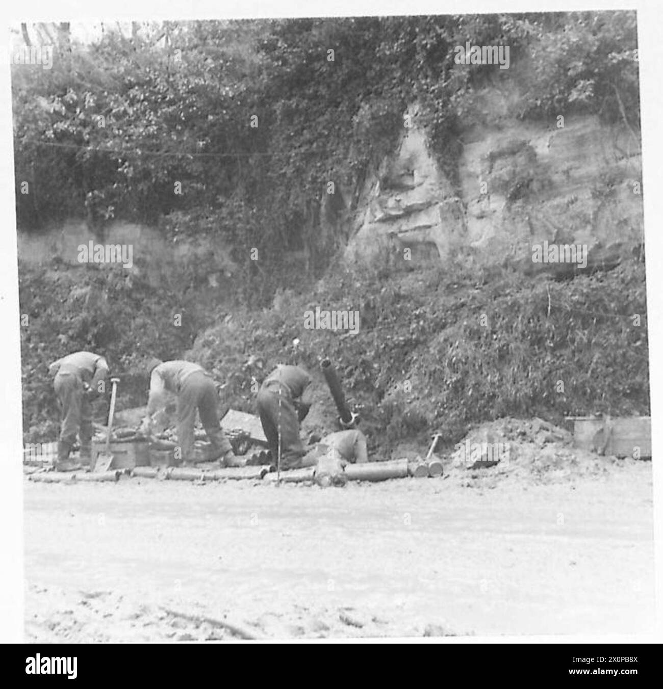 British artillery italy Black and White Stock Photos & Images - Alamy
