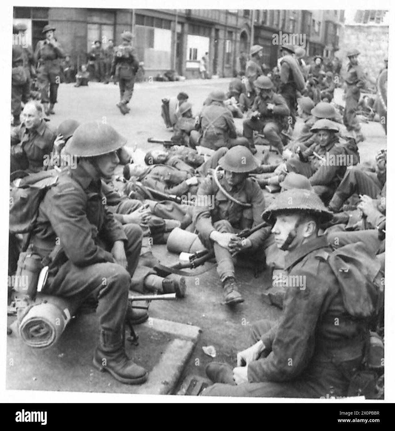 TRAINING FOR COMBINED OPERATIONS - Canadian troops taking part in the ...