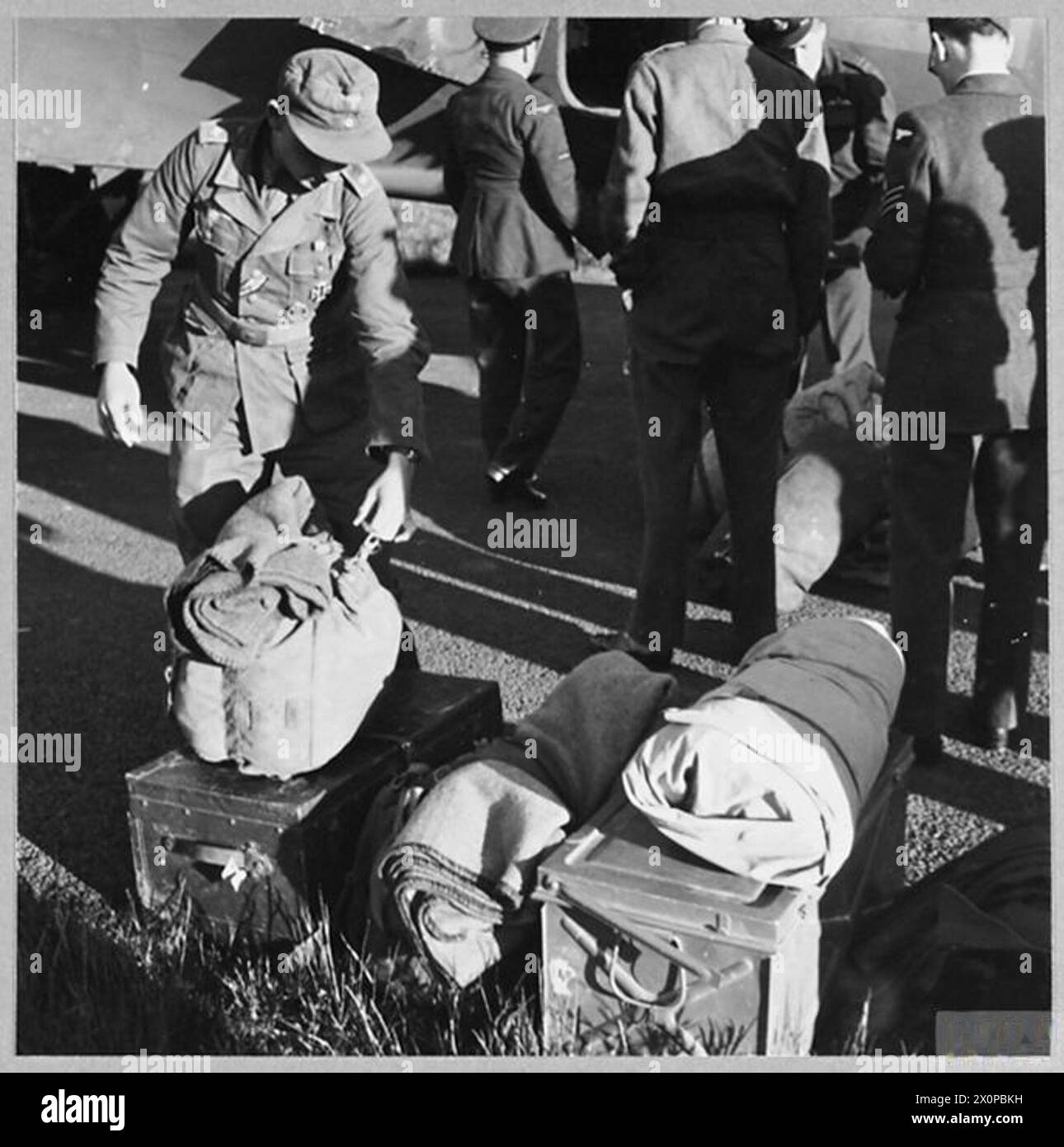 GENERAL VON ARNIM AND OTHER HIGH RANKING GERMAN OFFICERS SURRENDERED TO ...