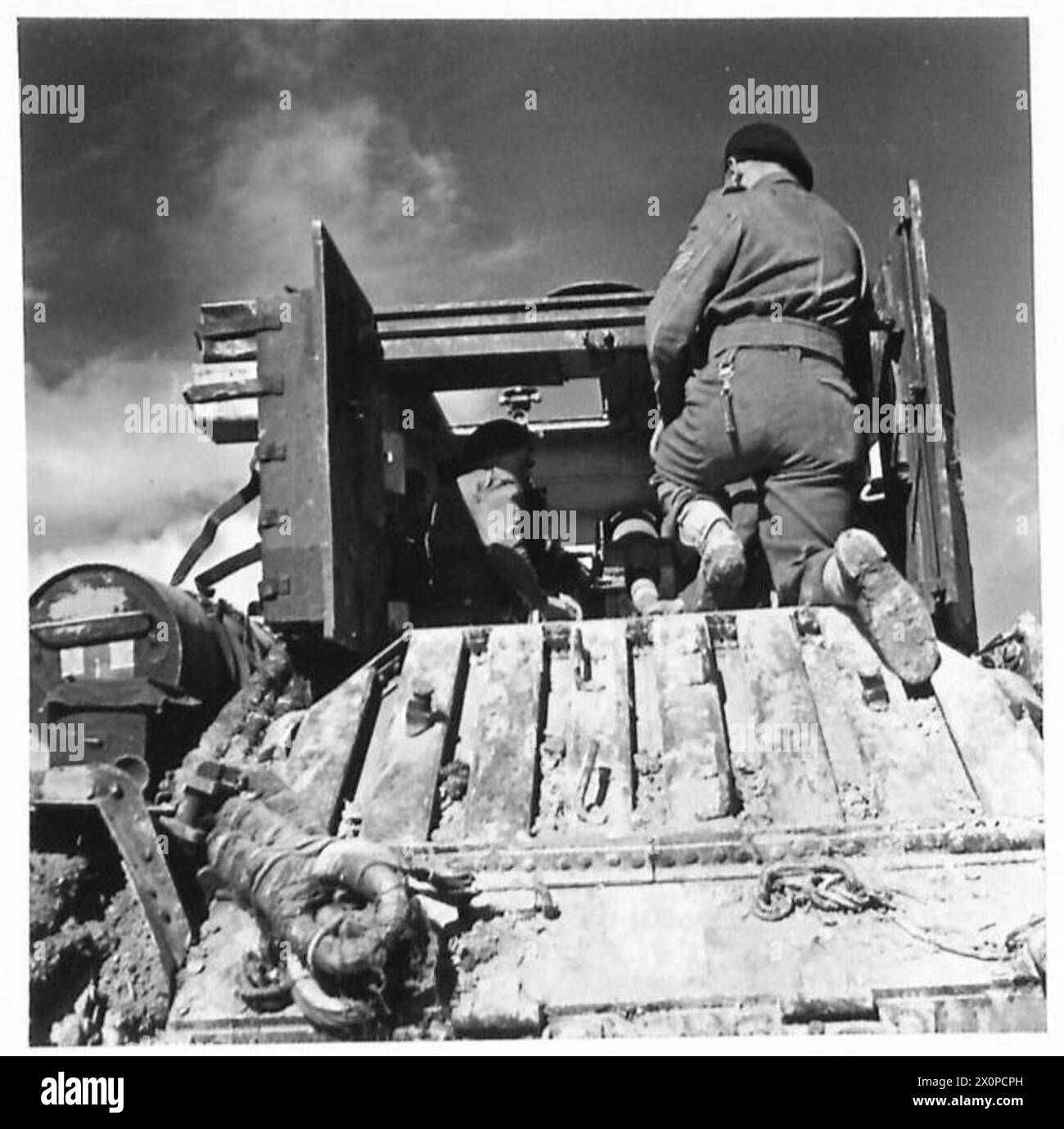 Self propelled platform Black and White Stock Photos & Images - Alamy