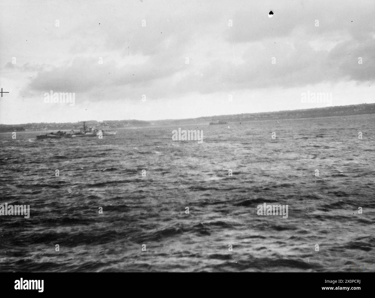 Hmcs iroquois hi-res stock photography and images - Alamy