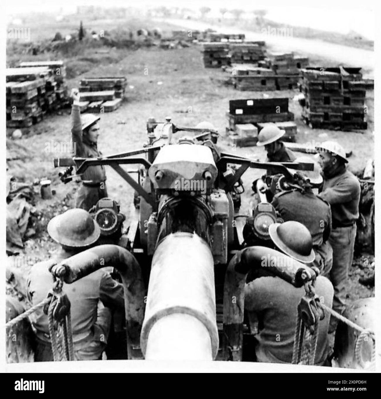 Awaiting firing Black and White Stock Photos & Images - Alamy