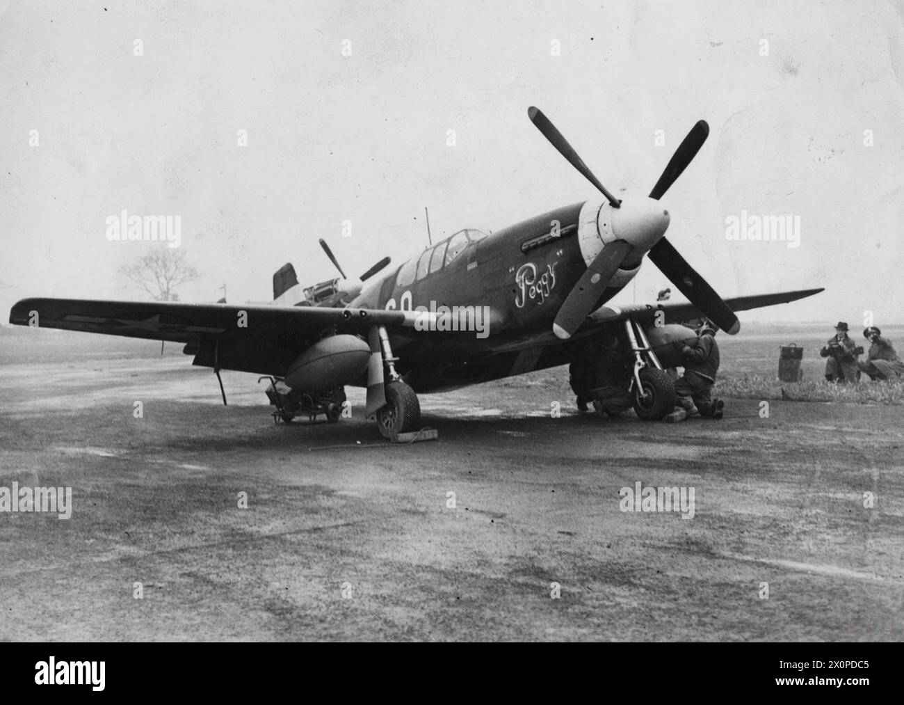 Escort fighter with drop tanks hi-res stock photography and images - Alamy