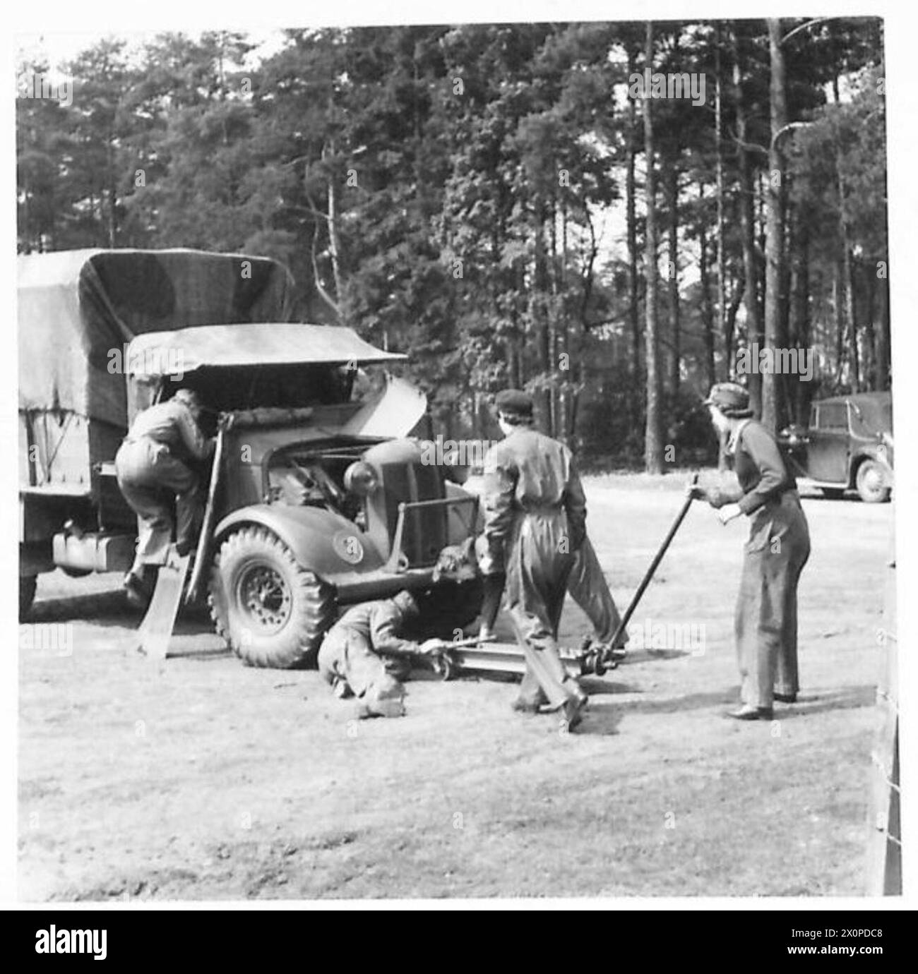 Girls lifting heavy Black and White Stock Photos & Images - Alamy