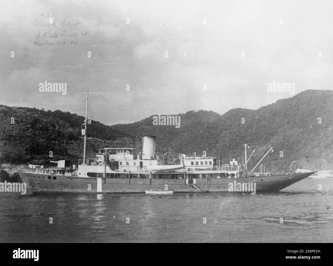 HMY BLACK BEAR - Port, broadside view of the armed yacht, HMS BLACK ...