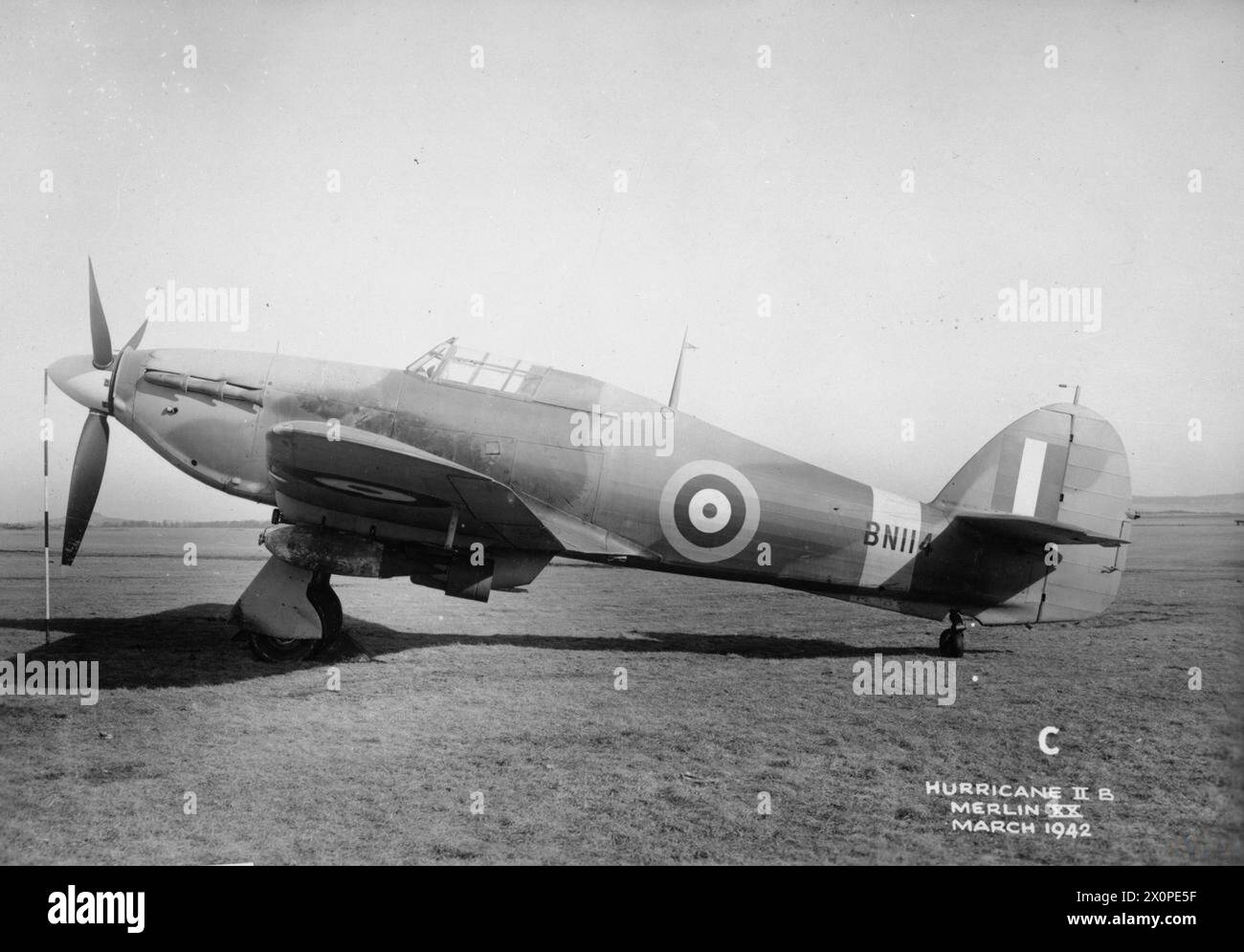 AIRCRAFT OF THE ROYAL AIR FORCE, 1939-1945: HAWKER HURRICANE ...