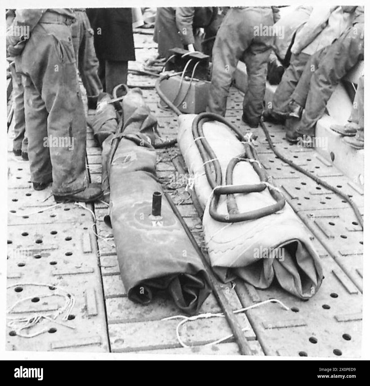 SPECIAL ASSIGNMENT FOR TN.5 - A beadle was flooded by means of air ...