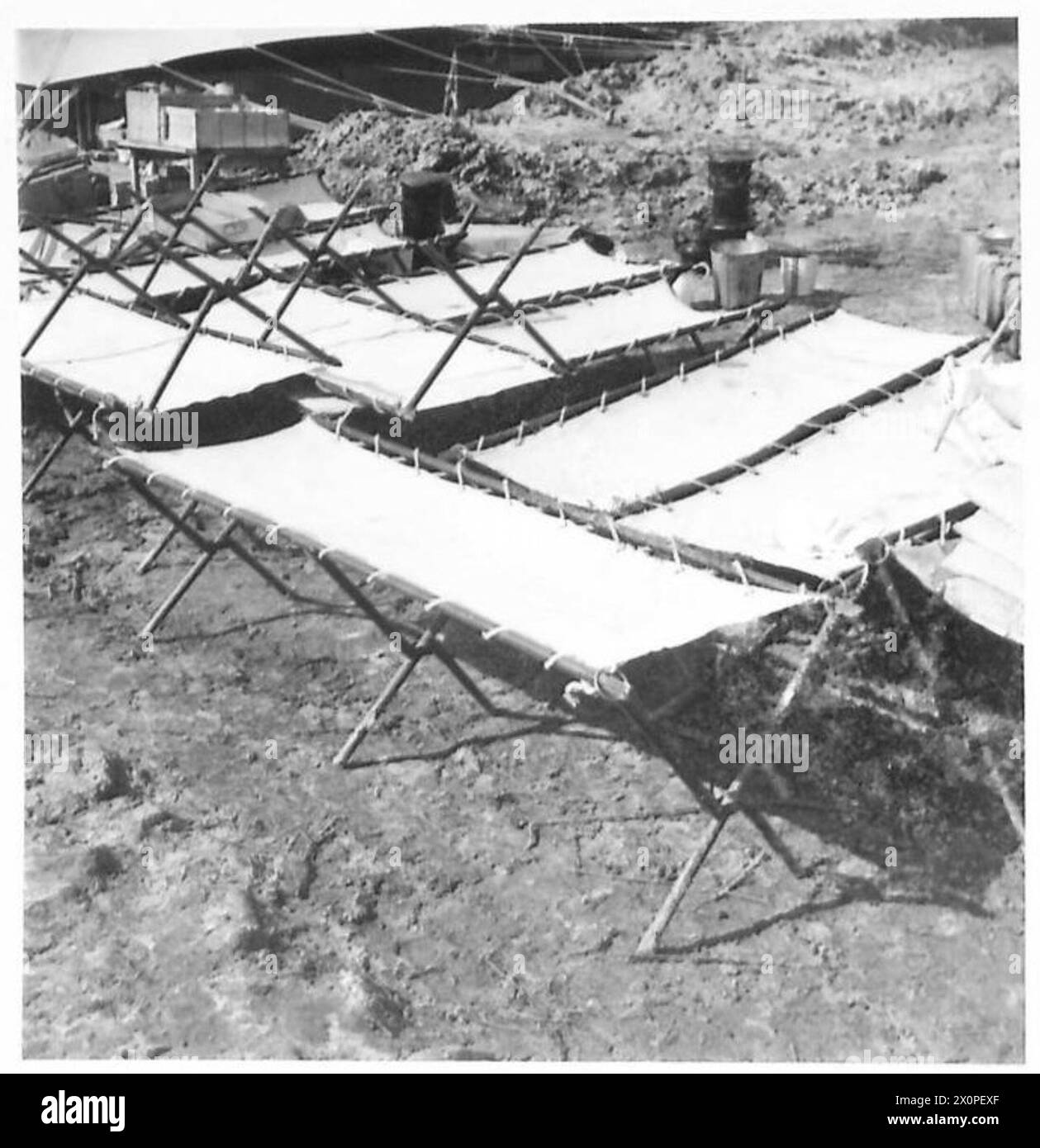 Army medical personnel from Cut Out Stock Images & Pictures - Alamy