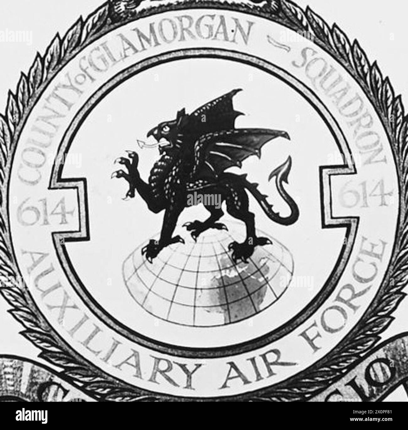 SQUADRON CRESTS AND MOTTOES OF THE R.A.F. - (Picture issued 1943) No ...