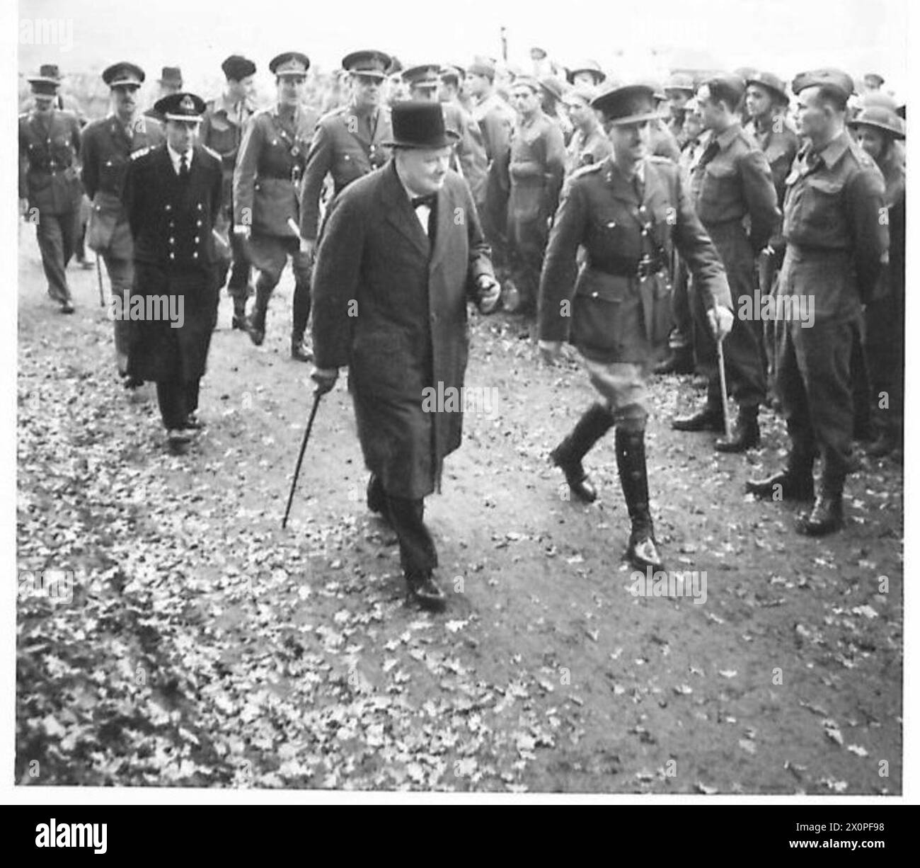 The Prime Minister observes British Army troops of a Welsh Field ...
