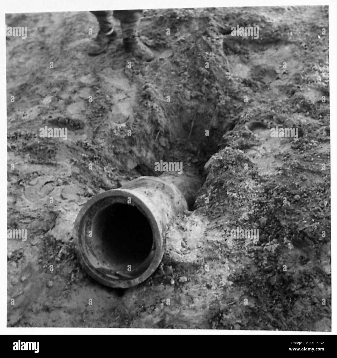 SUBSTITUTE USED IN TRAINING FOR THE "FOUGASSES" FLAME THROWER - An ...