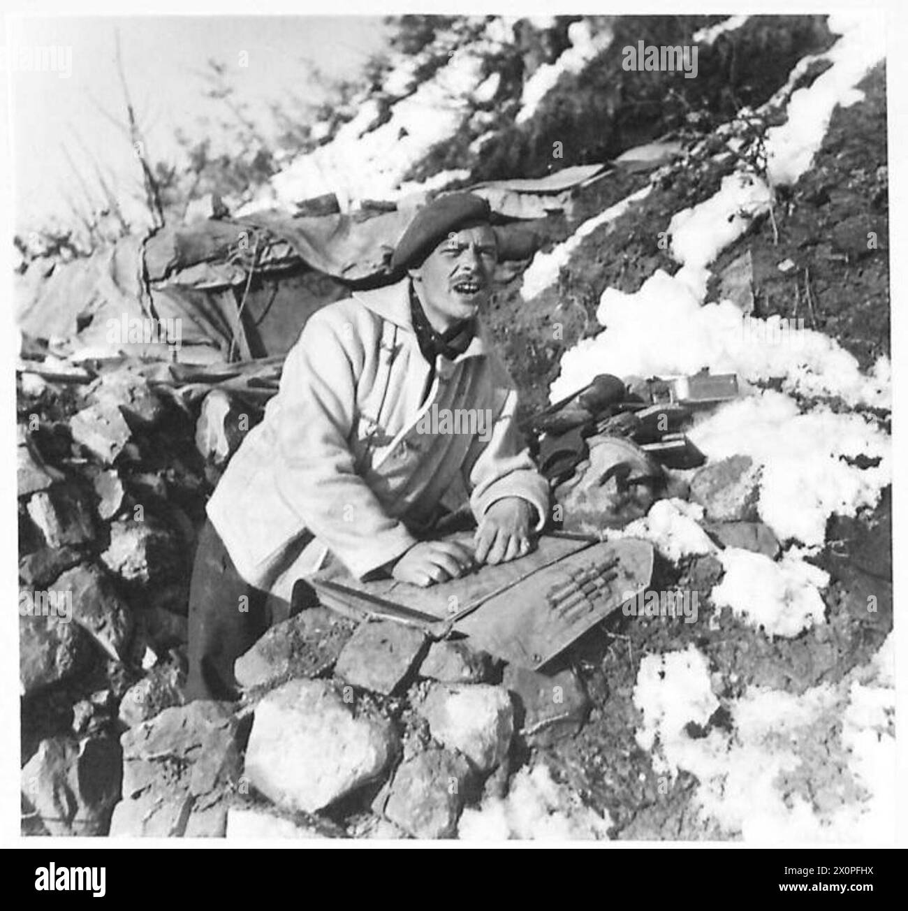 FIFTH ARMY : MORTARS IN ACTION IN SNOW - The Platoon Commander, Lieut ...