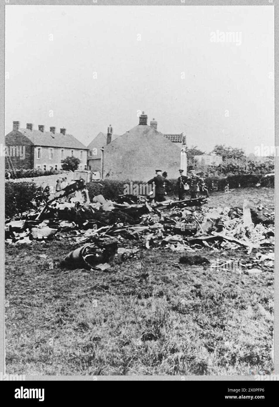 THE BATTLE OF BRITAIN 1940 - Scattered wreckage of a Heinkel He 111 ...