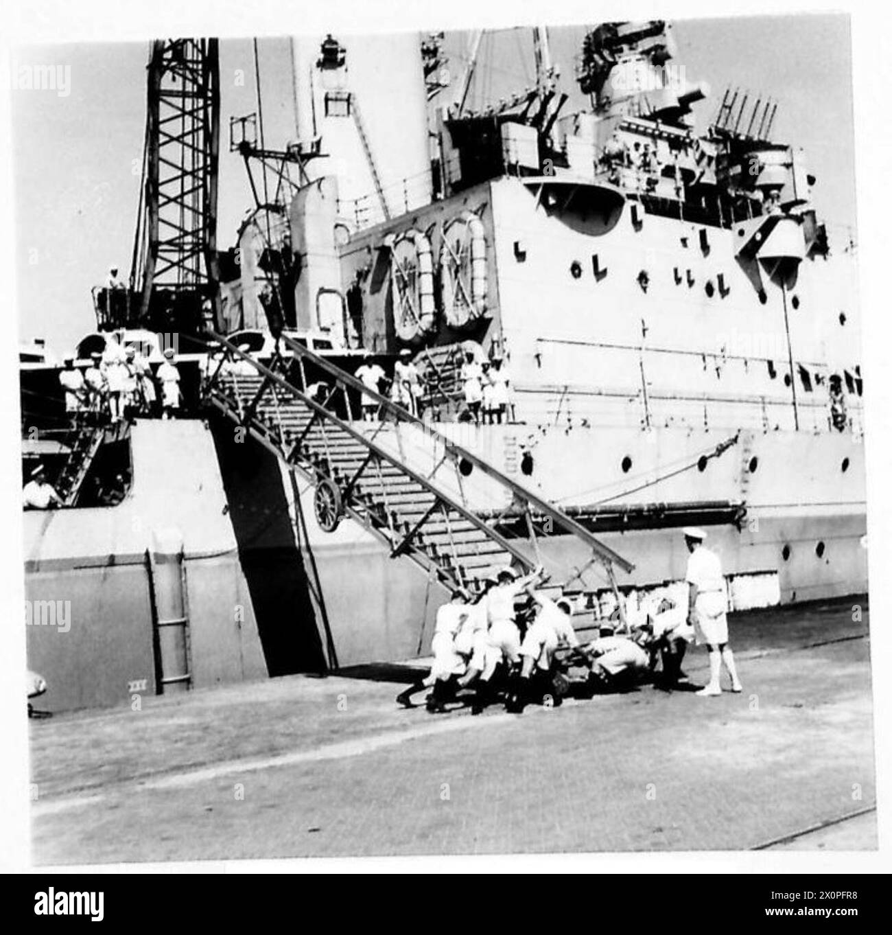 H.M.S. MAURITIES JOINS H.M.S. LIVERPOOL AT TRIESTE - Manoeuvring the ...