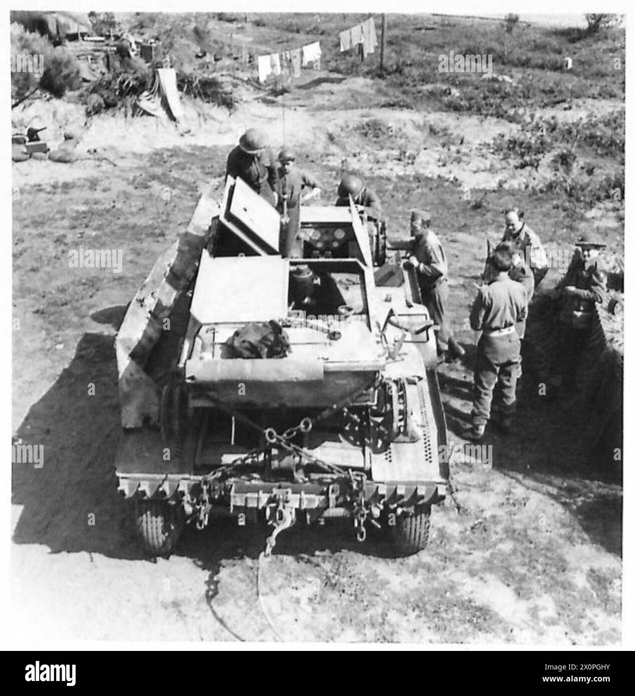 FIFTH ARMY : ANZIO BRIDGEHEAD FIRST RADIO-CONTROLLED TANK TO BE ...