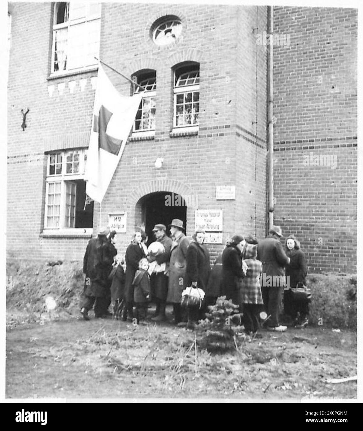 Wait command Black and White Stock Photos & Images - Alamy