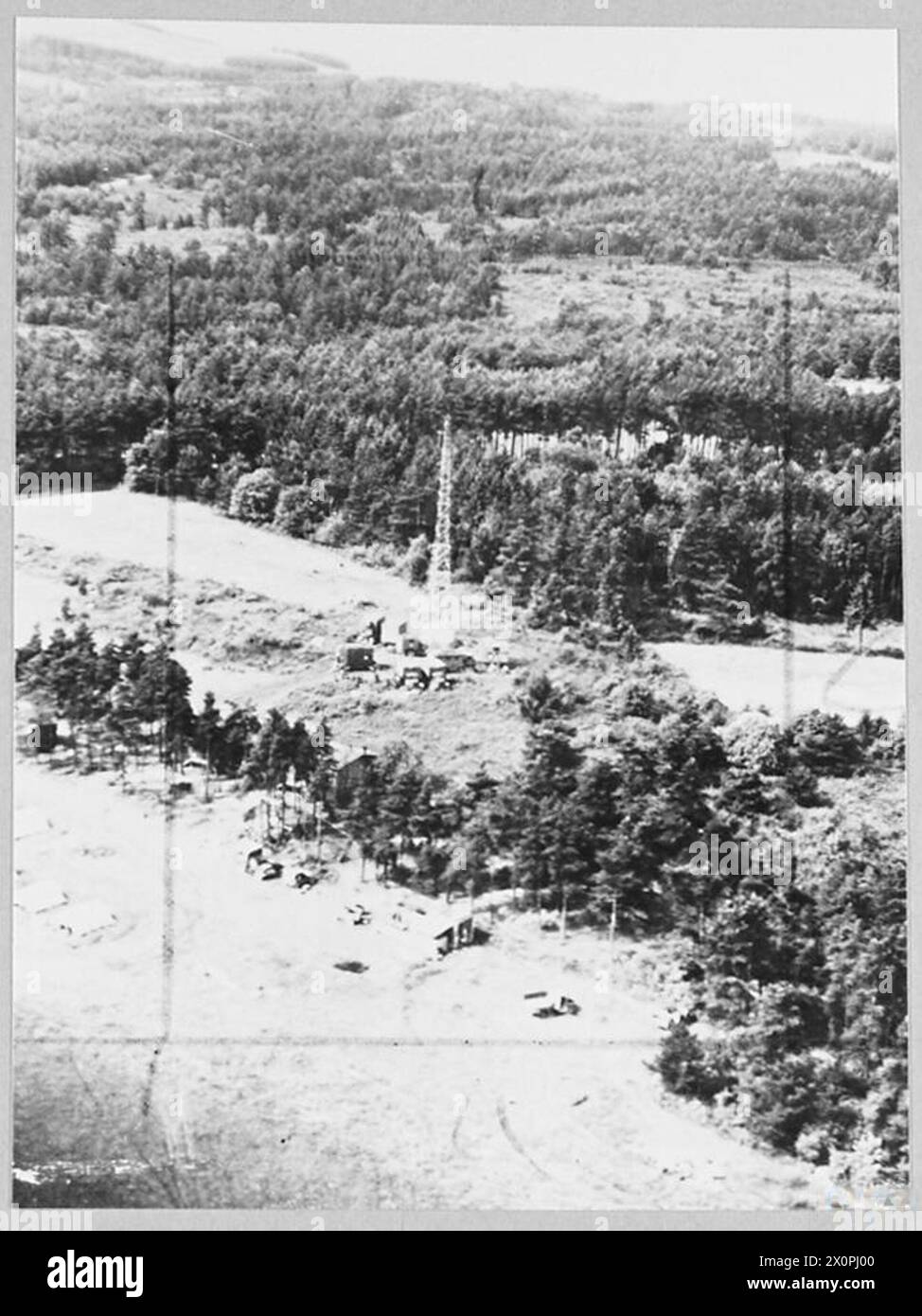 "GEE" RADAR STATIONS - For introduction see CH.16518 A heavy mobile ...