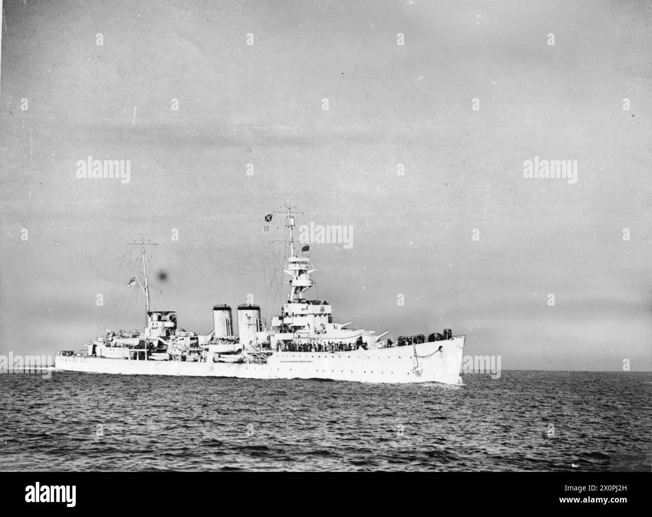 Historicmilitaryship hi-res stock photography and images - Alamy