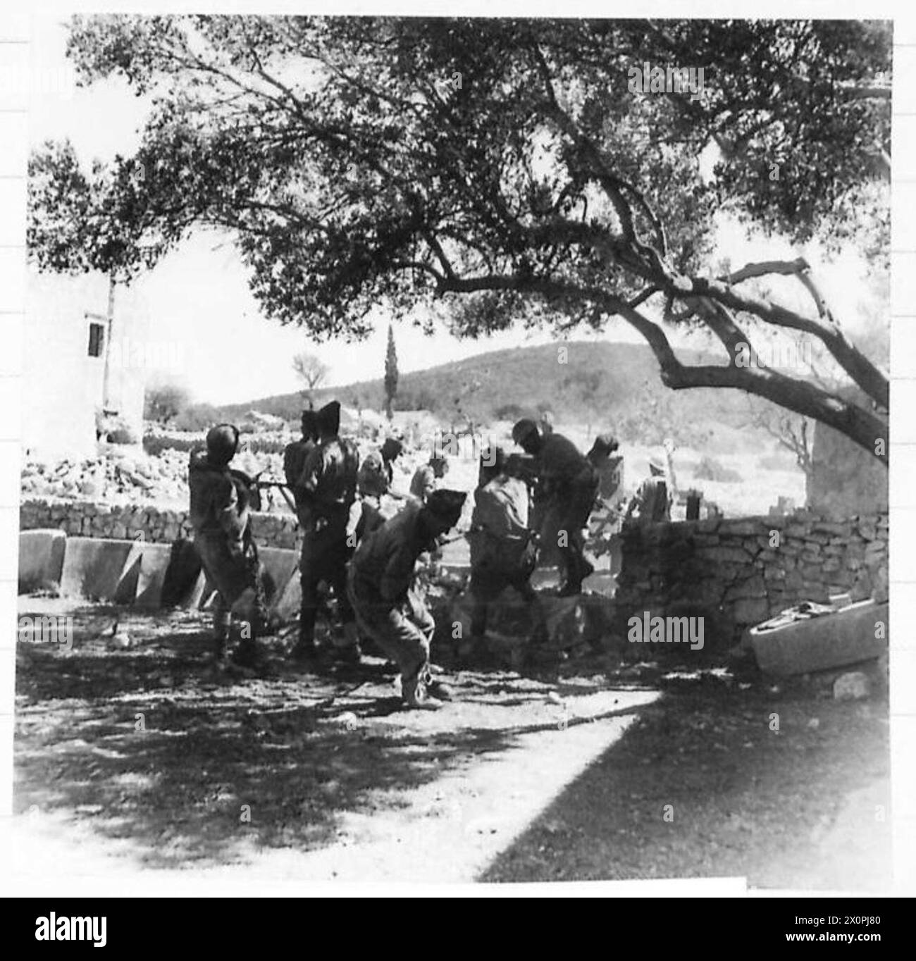 THE BRITISH ARMY IN NORTH AFRICA, SICILY, ITALY, THE BALKANS AND ...