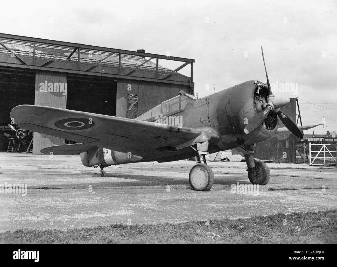 Mohawk aircraft hi-res stock photography and images - Alamy