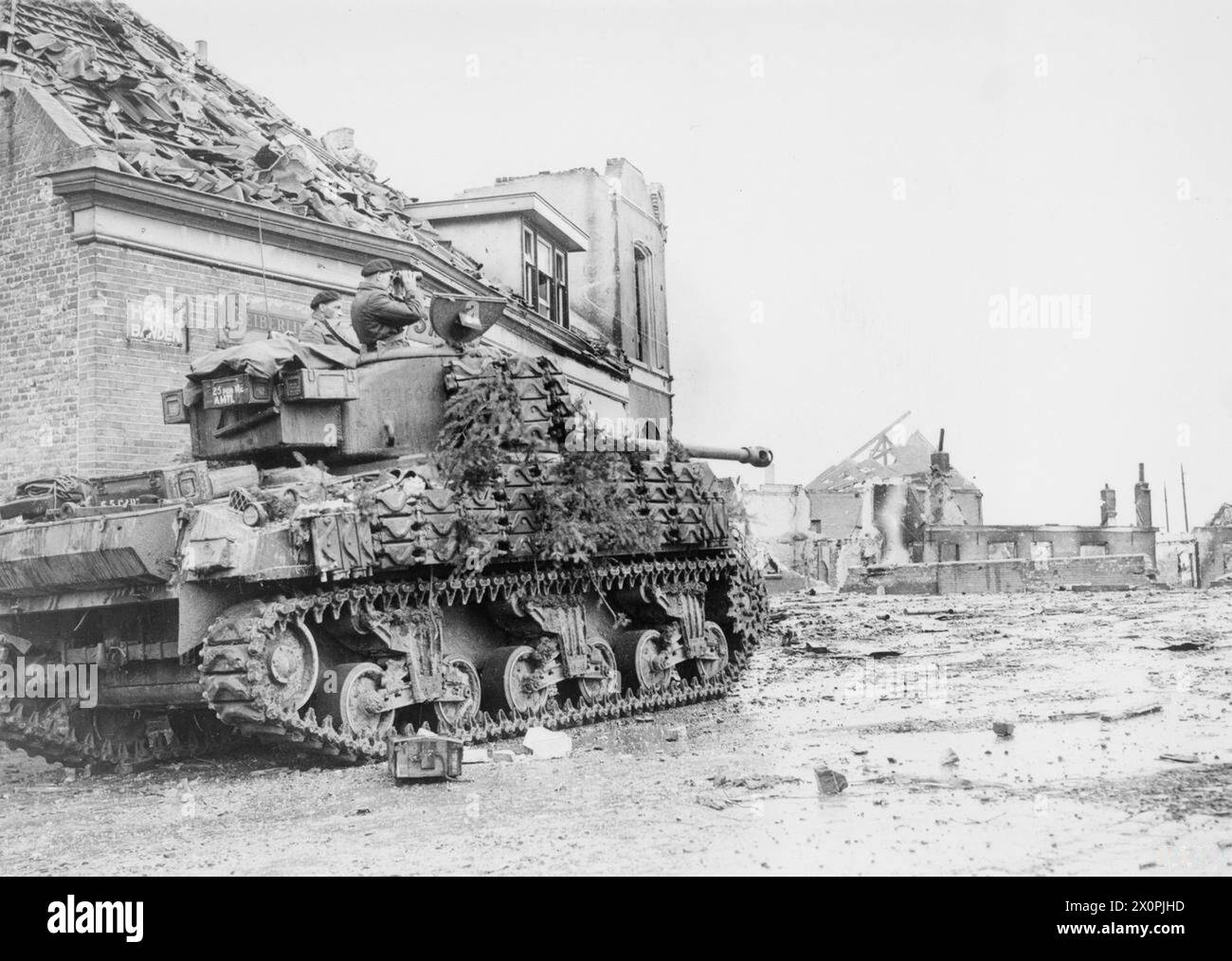 Tank crew of the 10th Armoured Cavalry Brigade, 1st Polish Armoured ...