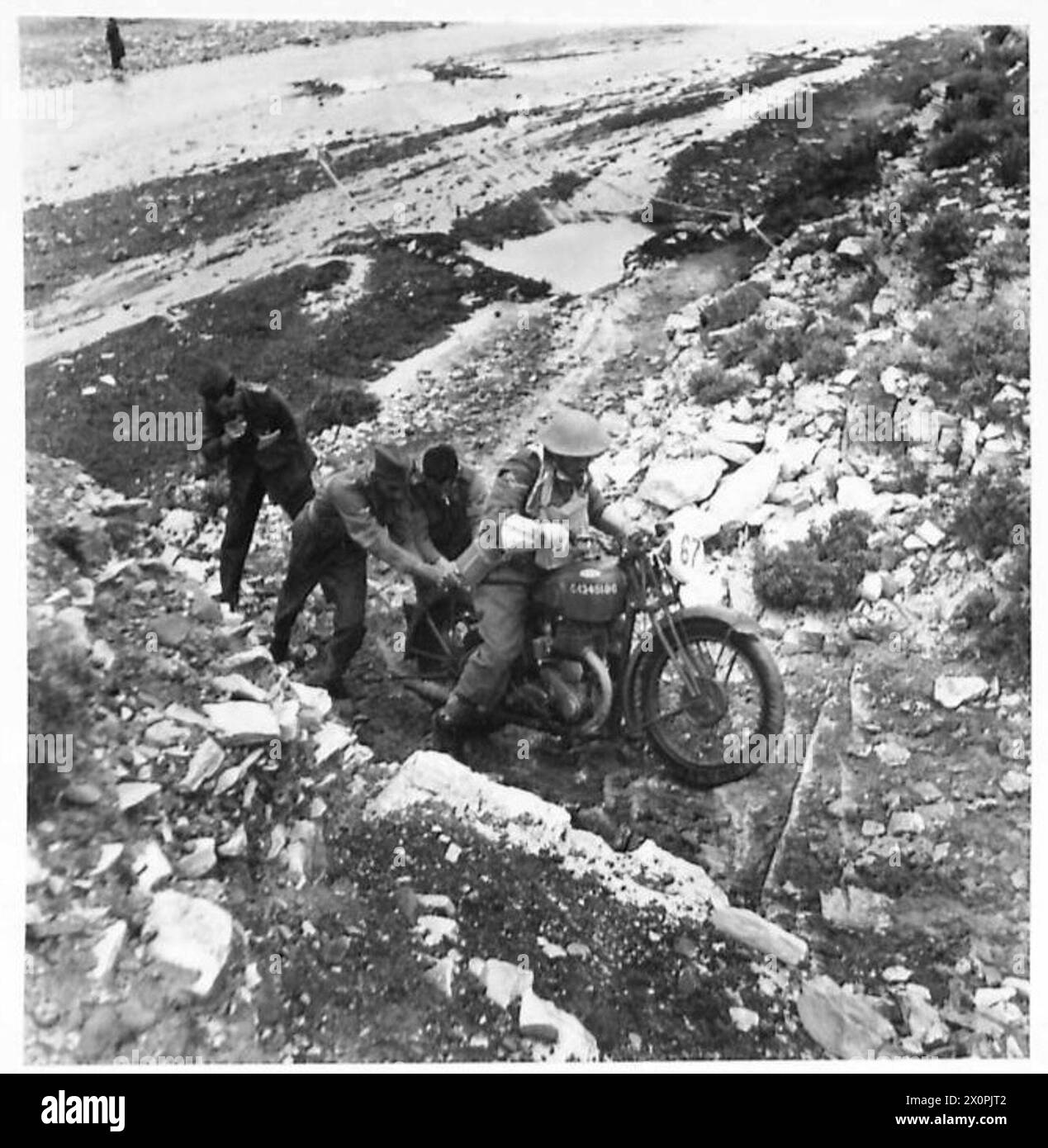 MOTORCYCLE TRIAL FOR DISPATCH RIDERS IN CYPRUS - A helping hand was ...
