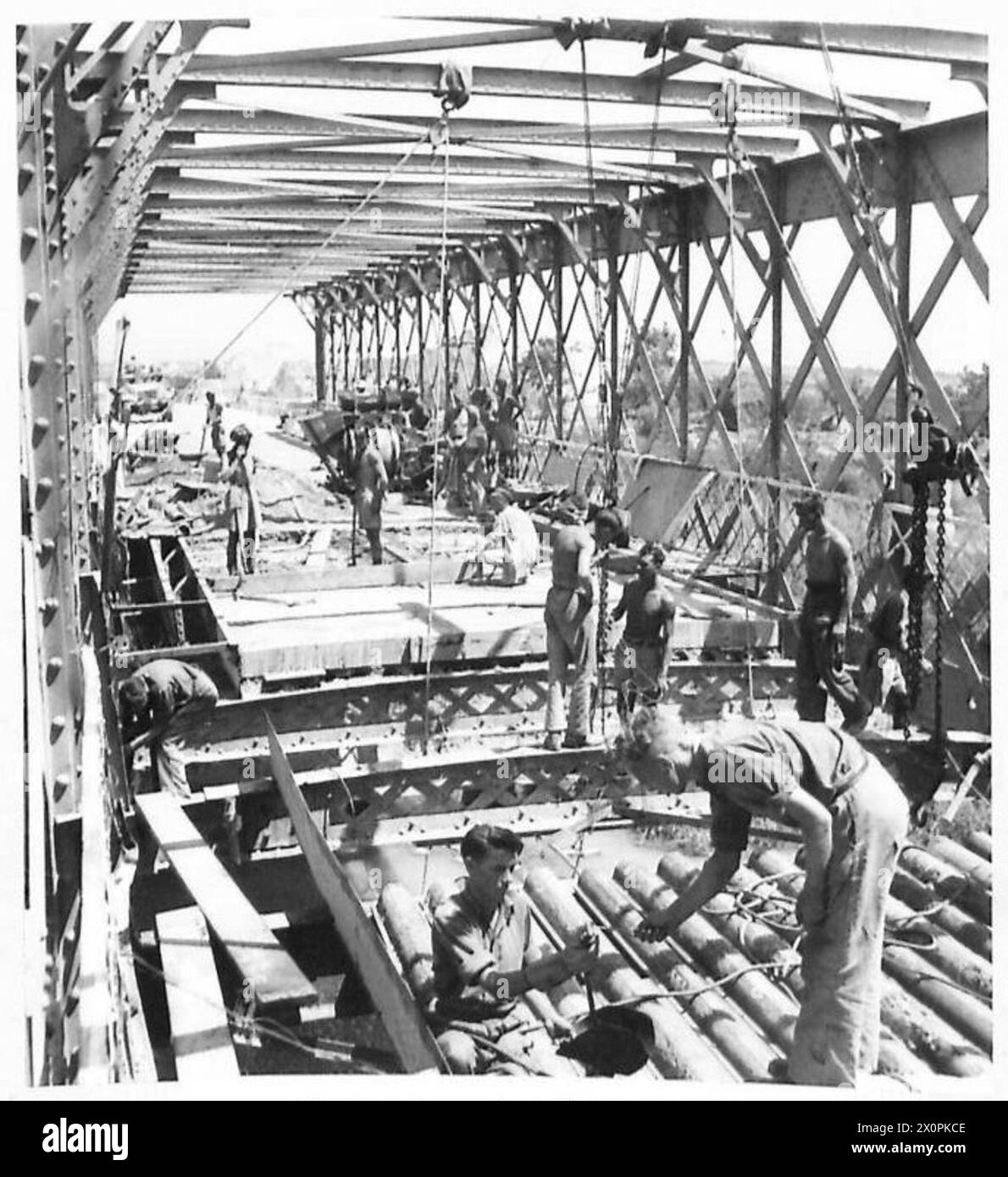 BRITISH GUNNERS IN ACTION AROUND MT. ETNA : SICILY - Royal Engineers ...