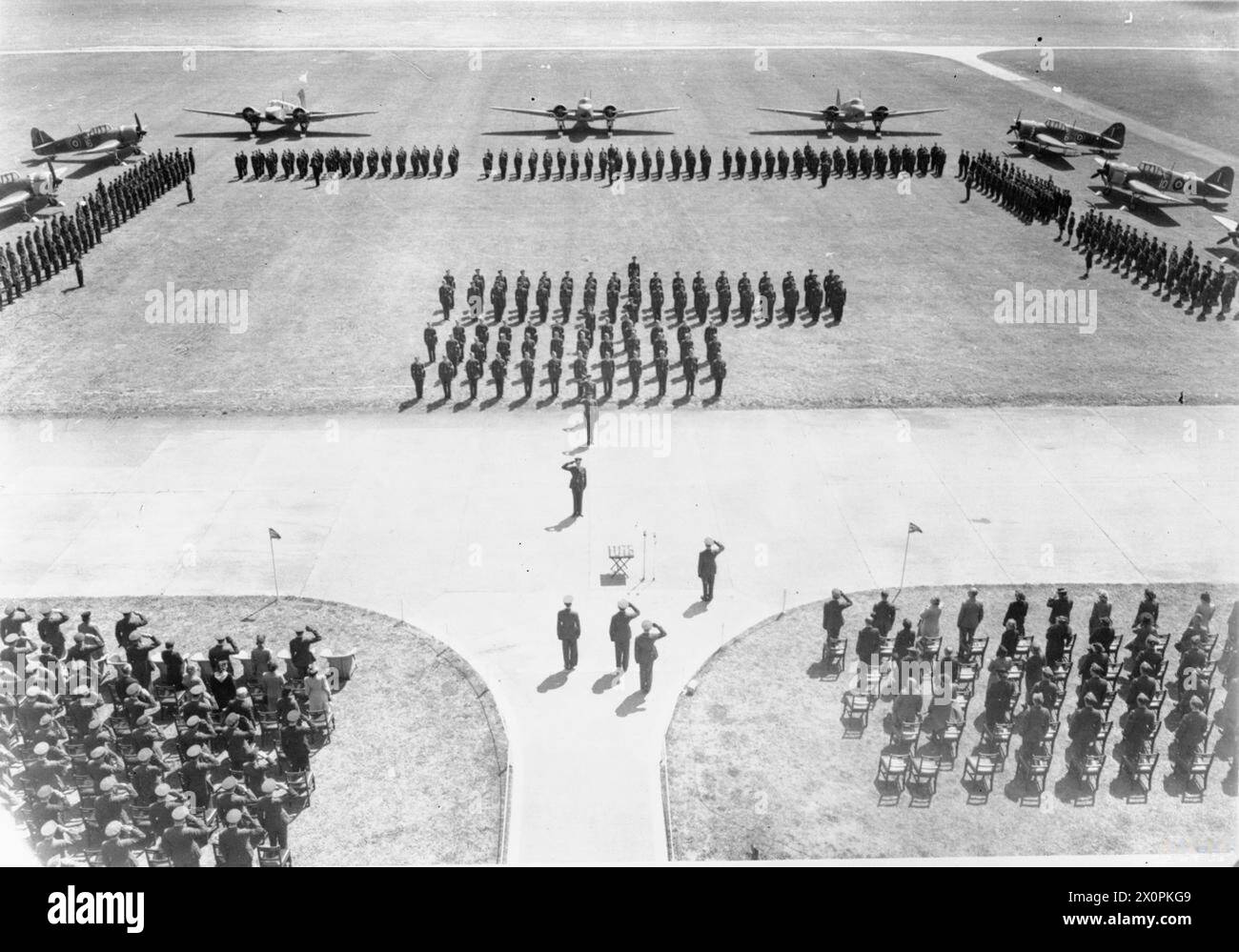 Passing out parade raf hi-res stock photography and images - Alamy