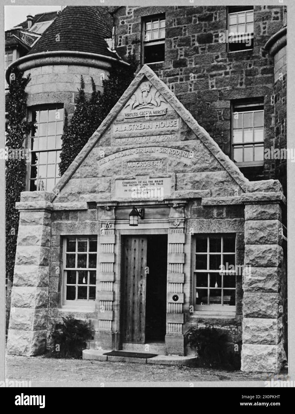 MEMORIAL PLAQUE AT ALASTREAN HOUSE TO LADY MacROBERT'S AIRMEN SONS ...