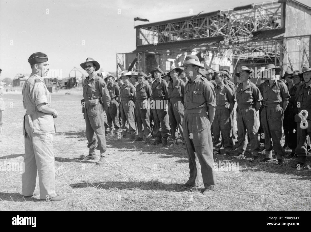 BURMA AIR CHIEF VISITS R.A.F. FORWARD AIRSTRIP - For story see Cl.957 ...
