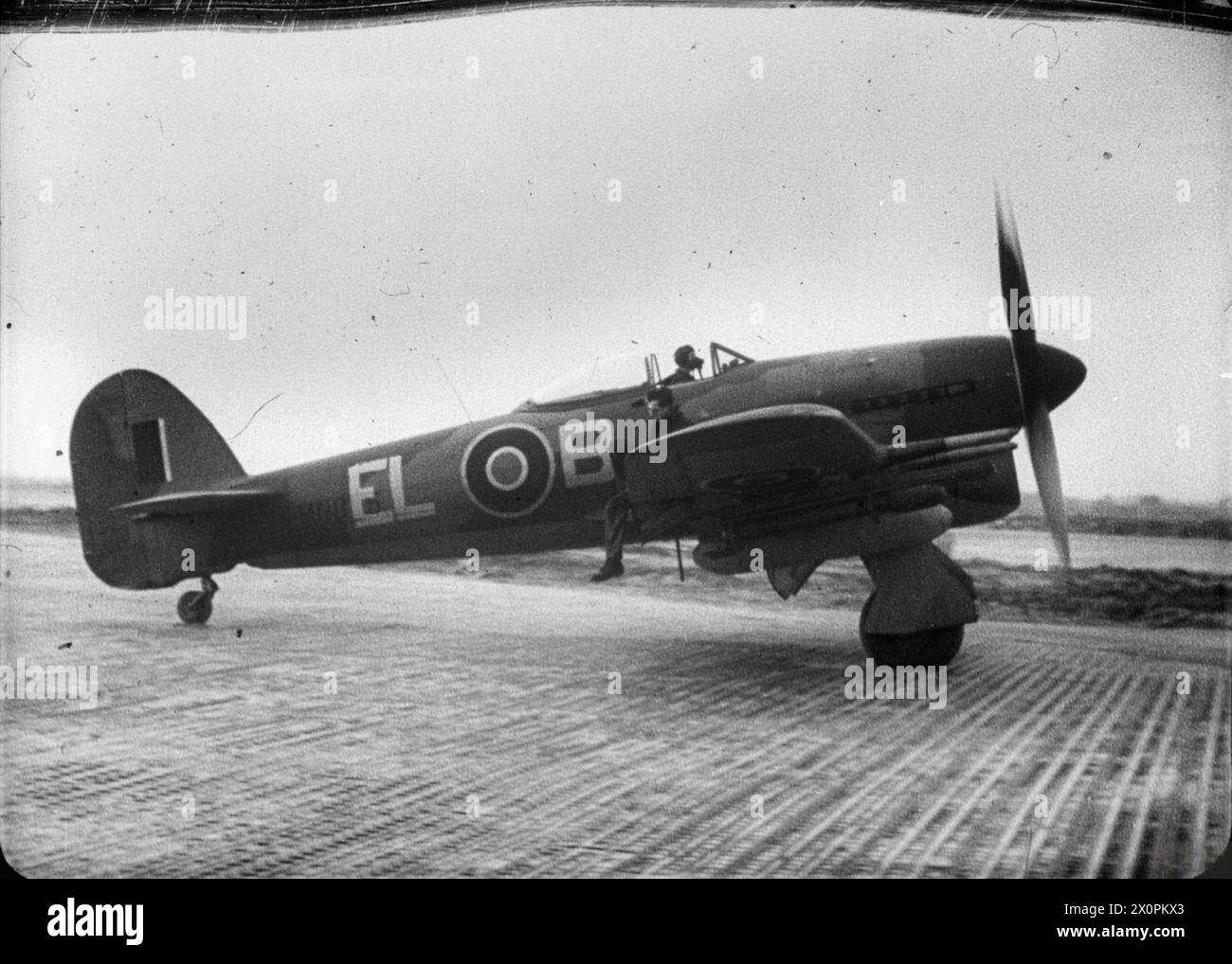 ROYAL AIR FORCE: 2ND TACTICAL AIR FORCE, 1943-1945. - Hawker Typhoon ...