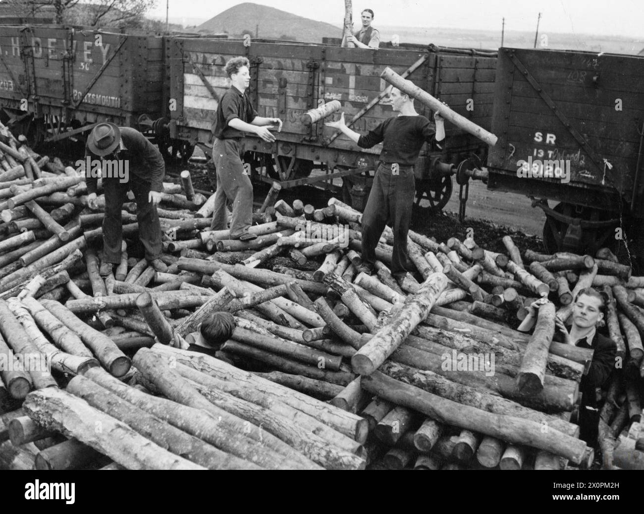 BEVIN BOYS: MINING TRAINING, CANTERBURY, KENT, ENGLAND, UK, 1944 - As ...