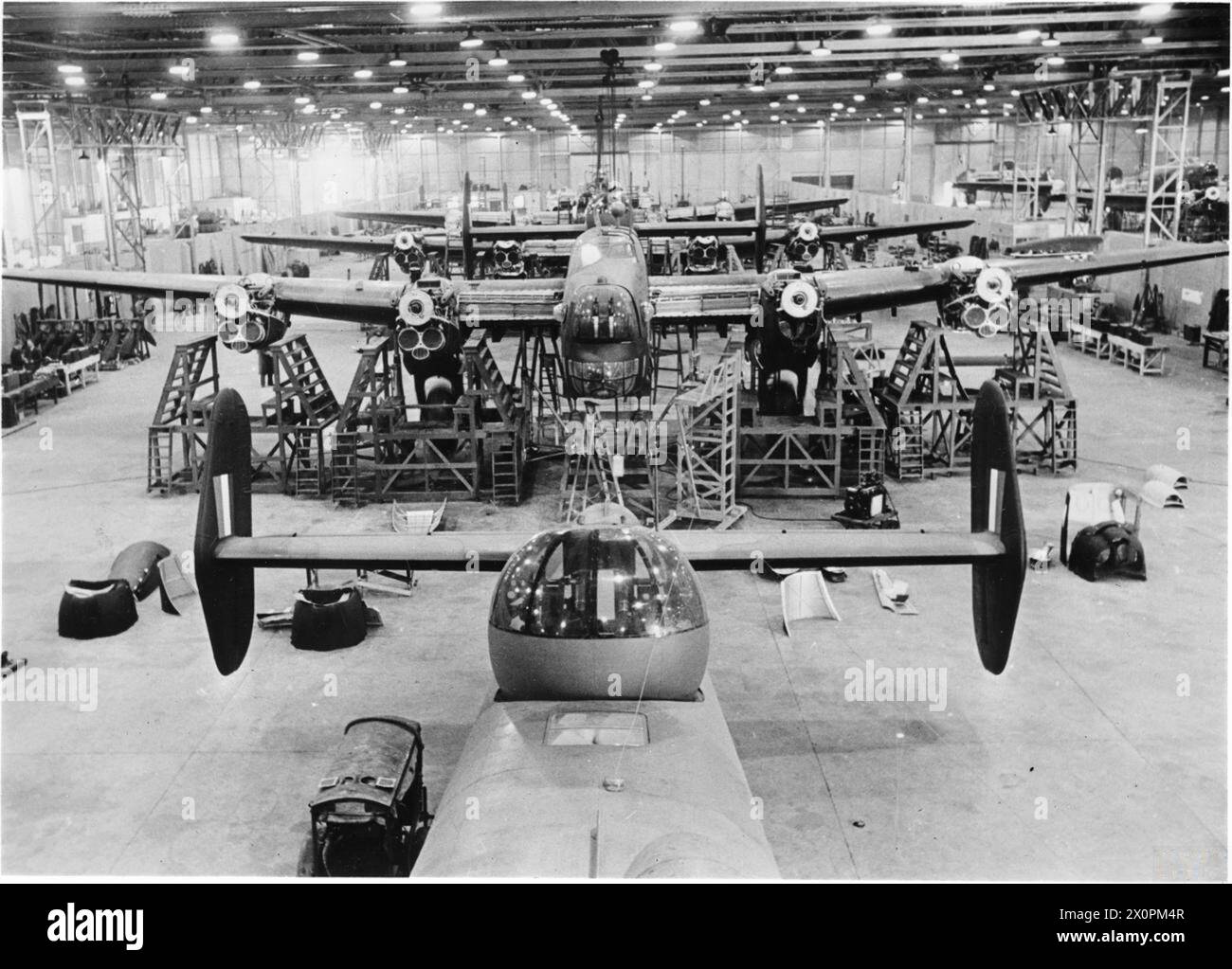 BIRTH OF A BOMBER: AIRCRAFT PRODUCTION IN BRITAIN, 1942 - An impressive ...