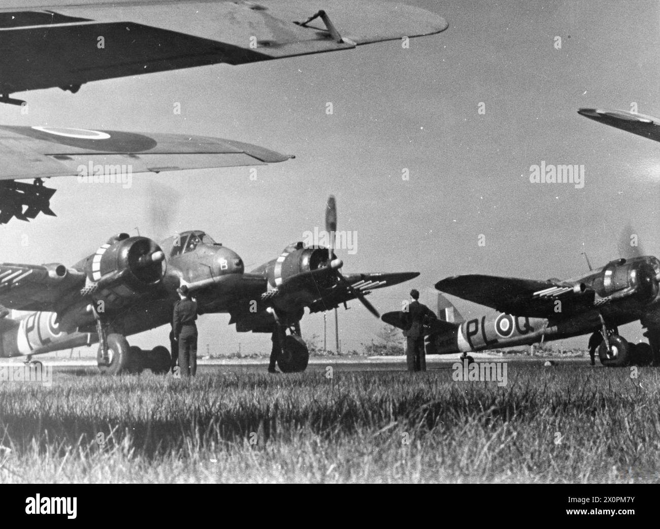ROYAL AIR FORCE COASTAL COMMAND, 1939-1945. - Bristol Beaufighter TF ...