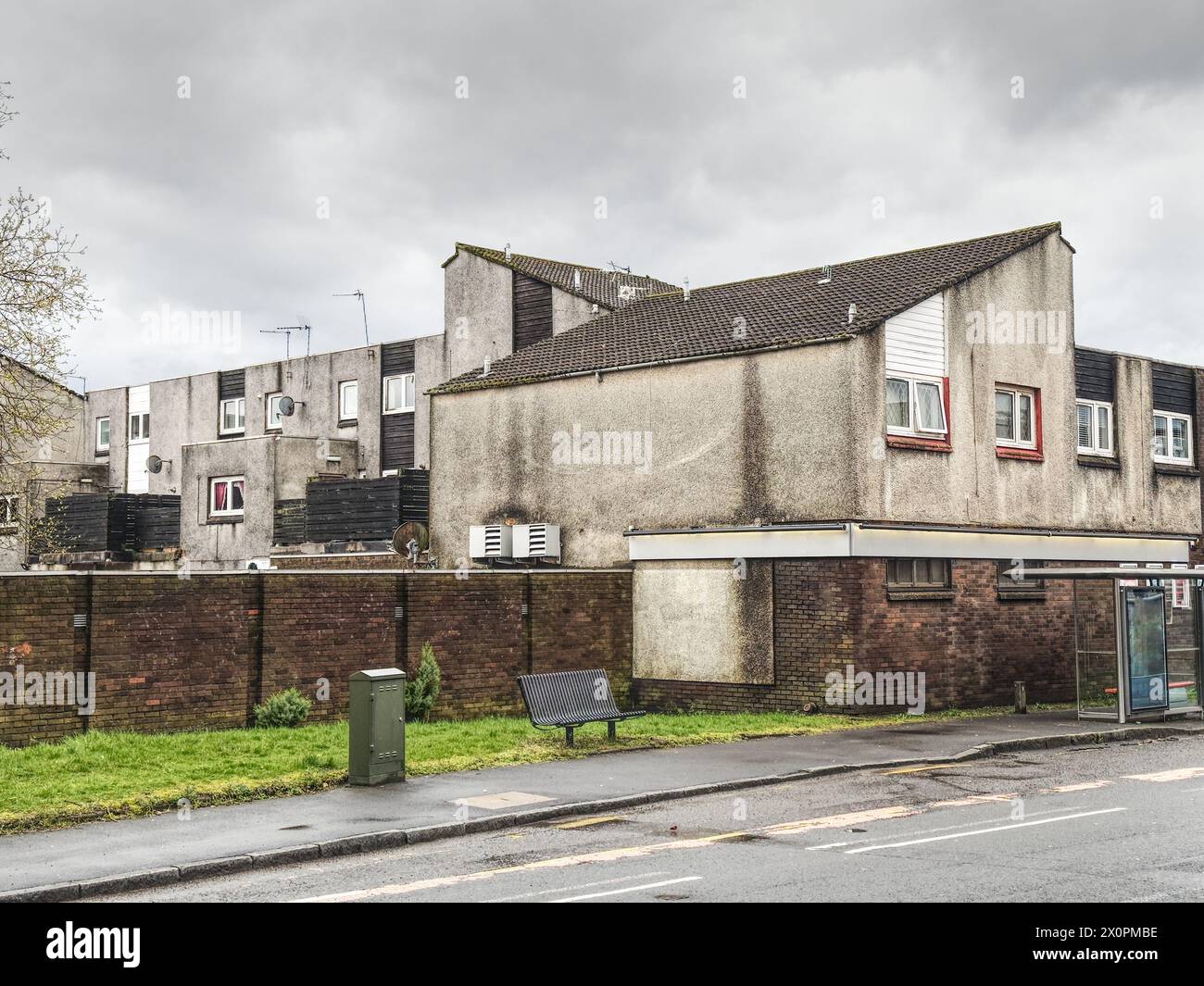 Council flats in poor housing estate left abandoned in Glasgow Stock ...