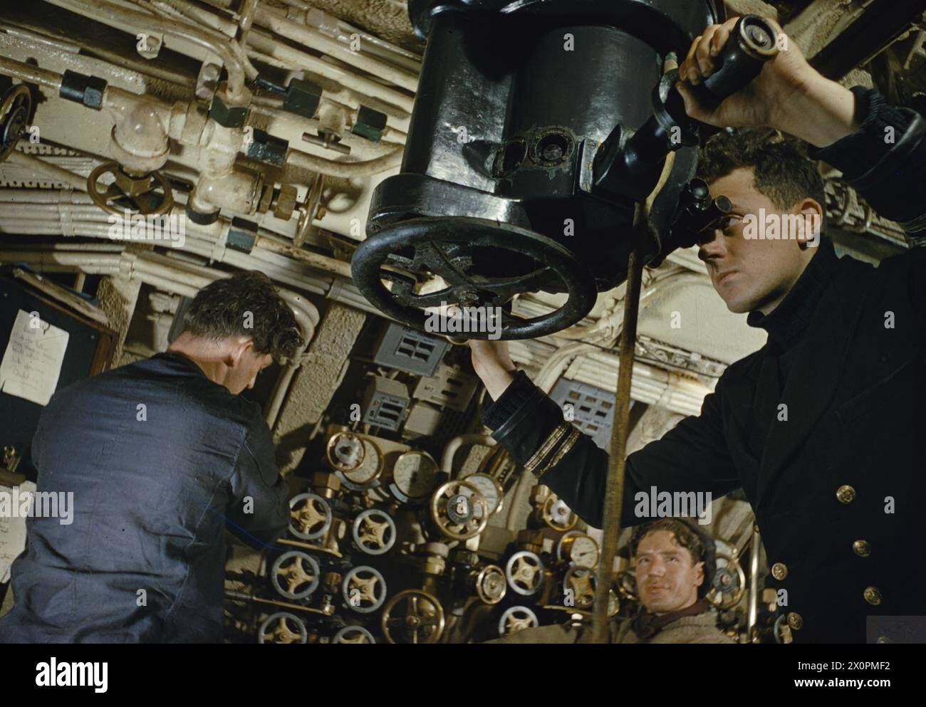 Engine room operation hi-res stock photography and images - Alamy