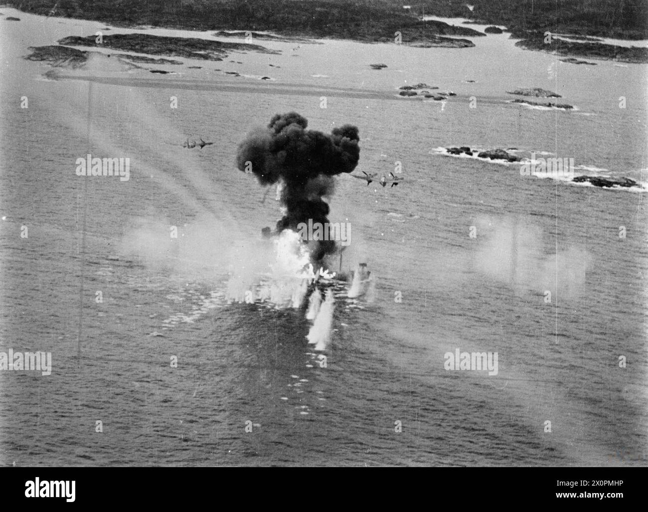 Banff strike wing hi-res stock photography and images - Alamy